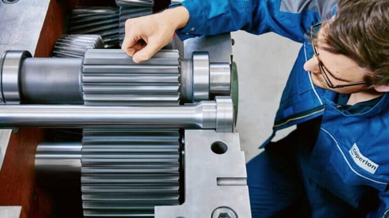 Allround zorgeloze service: Coperion Extruder Gearbox Exchange Program - Solids Processing